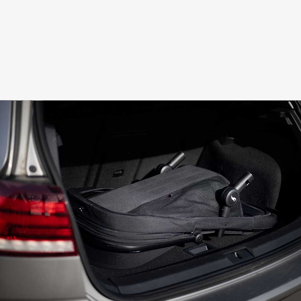 Kinderwagen in de auto - The Jiffle